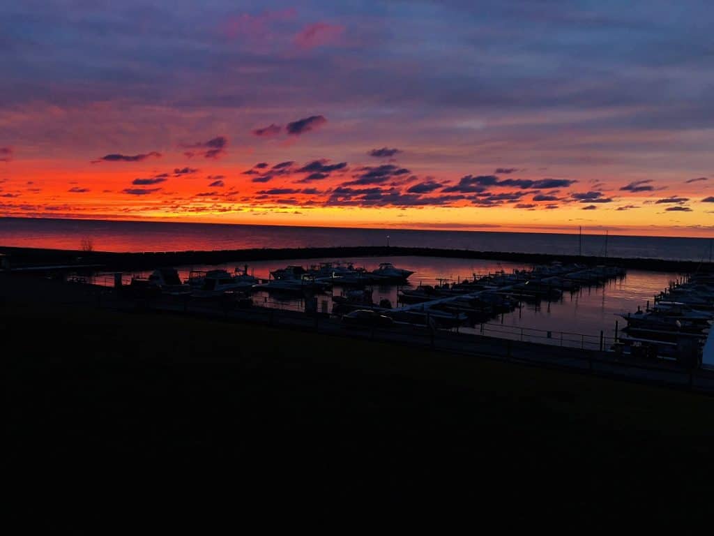 The Absolute Best Sunset Spots in Michigan (& Around the Great Lakes ...