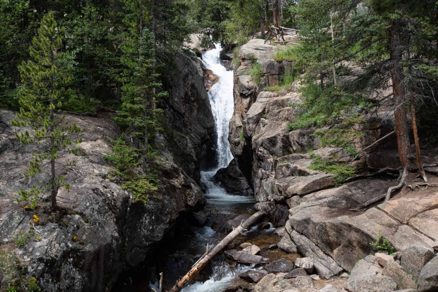 21 Easy Hikes in Rocky Mountain National Park With Stunning Scenery ...